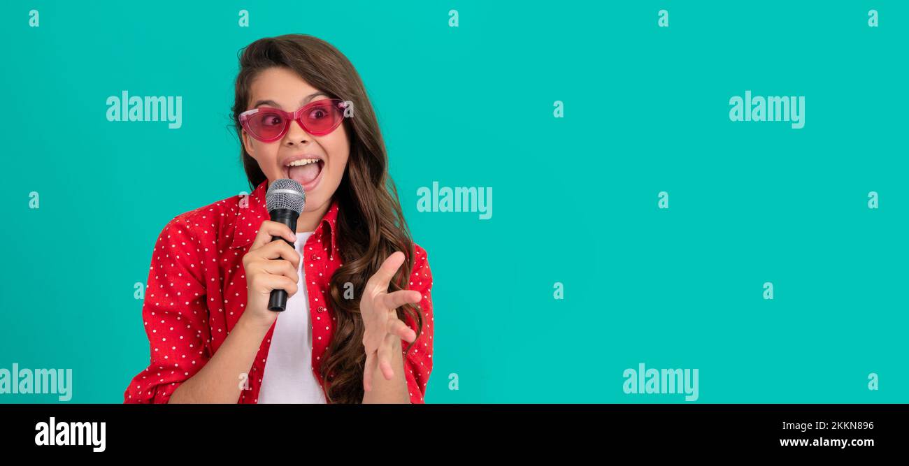 Female kids children singer hi-res stock photography and images - Alamy