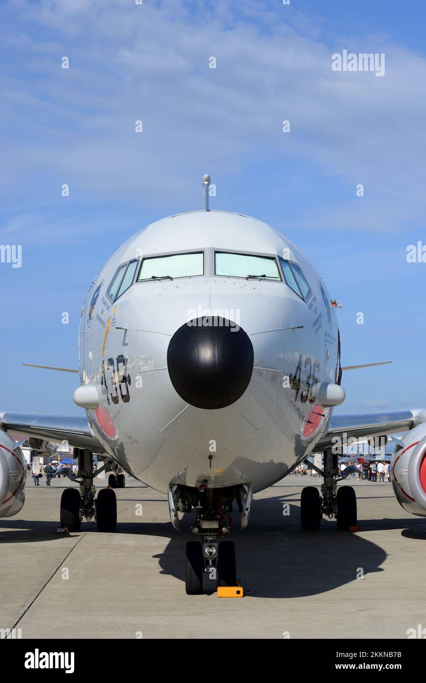 P 8a aircraft hi-res stock photography and images - Alamy