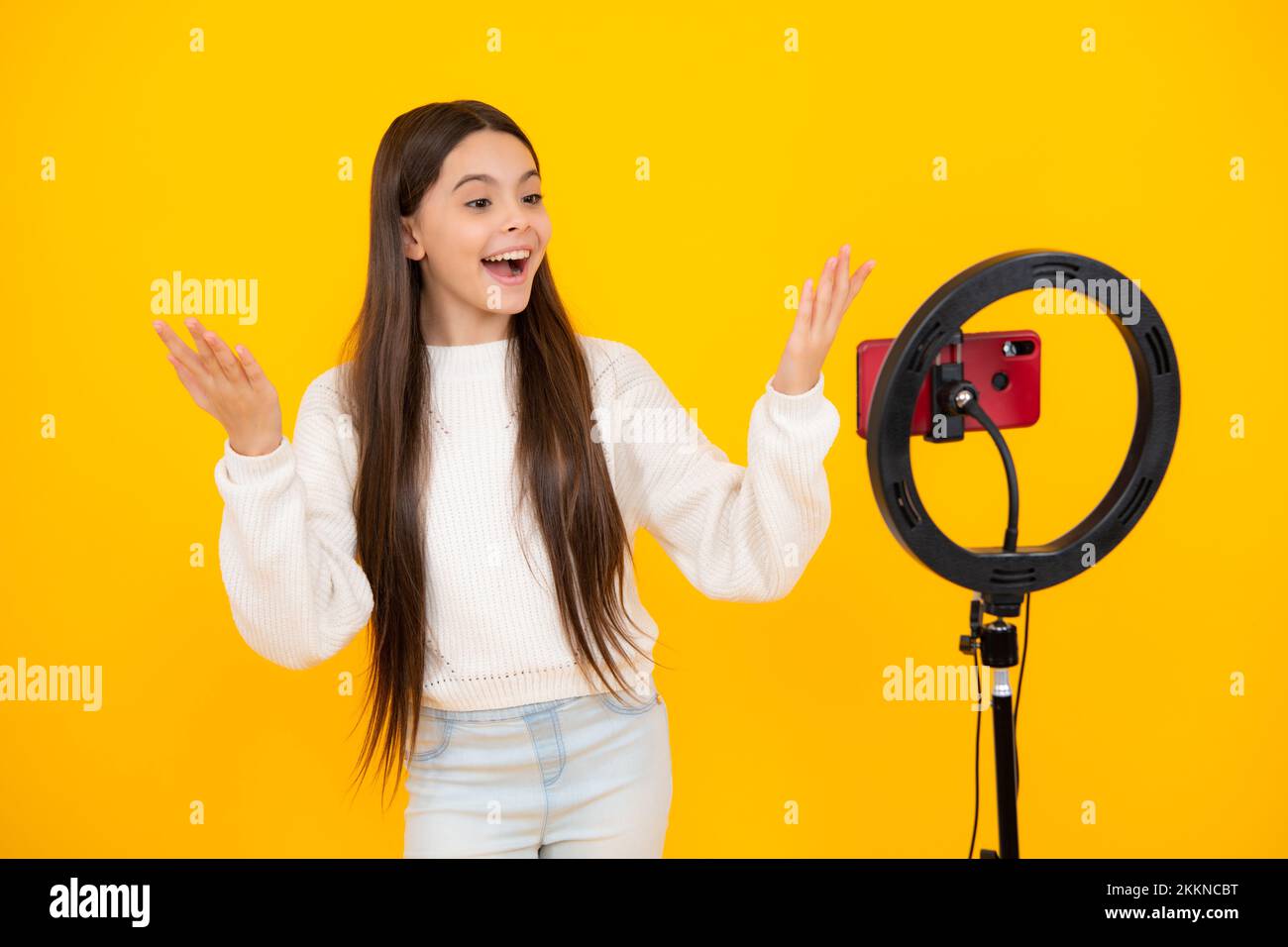 Teen creating content for video hi-res stock photography and images - Alamy