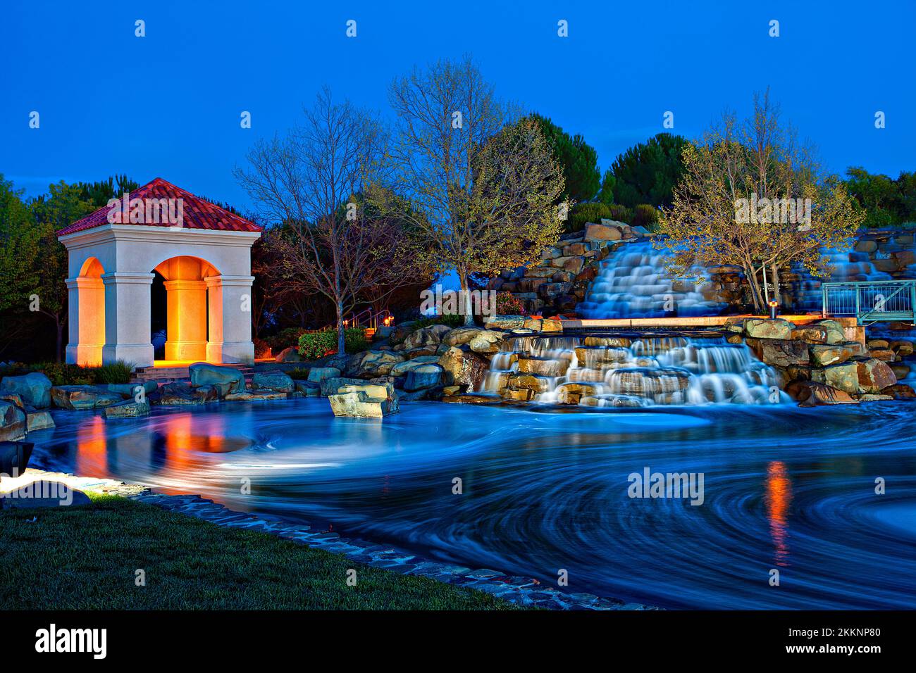 Night waterfall image hi-res stock photography and images - Alamy