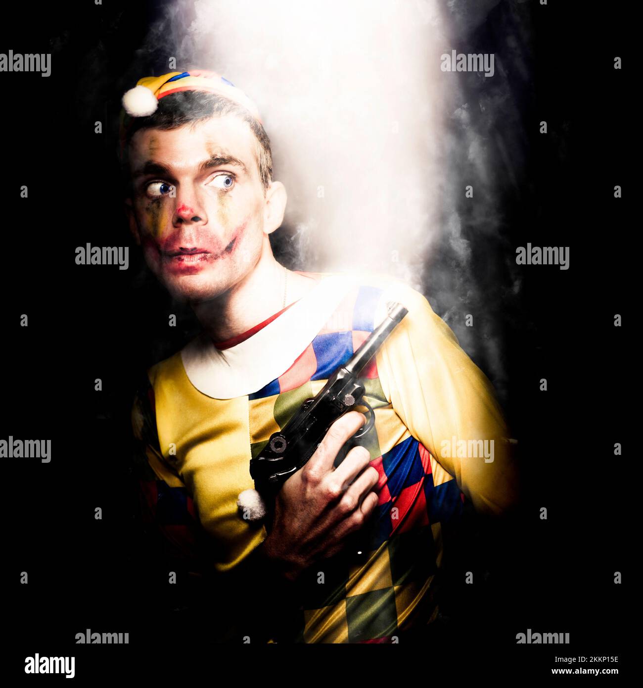Smoking hand gun hi-res stock photography and images - Alamy
