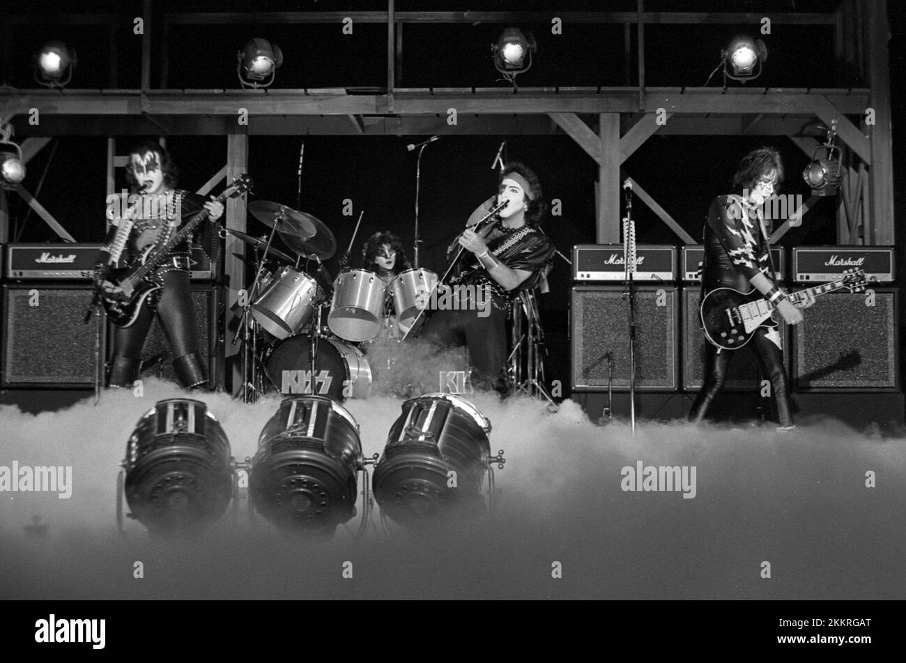 Gene Simmons, Eric Carr, Ace Frehley and Paul Stanley of Kiss perform ...