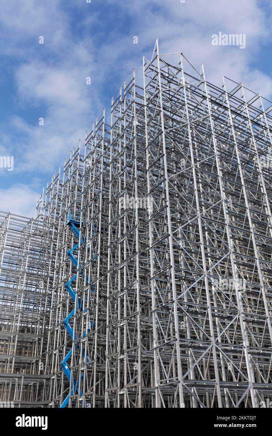 High-bay warehouse under construction, lattice construction, Krefeld ...