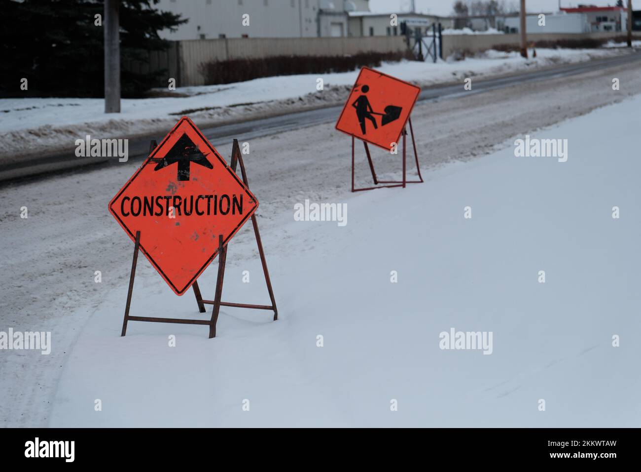 Snow covered directions hi-res stock photography and images - Alamy