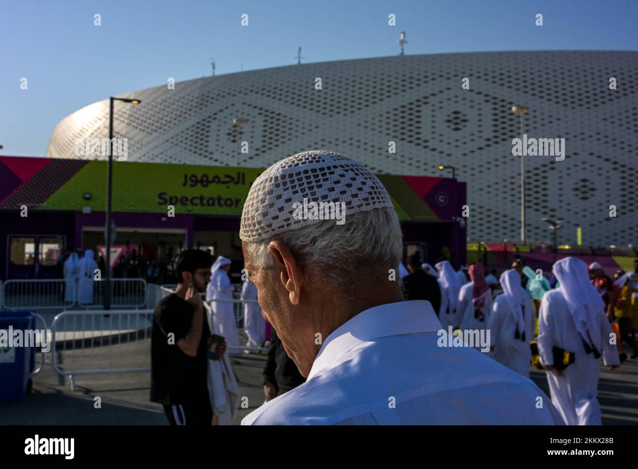 Doha, Qatar. 25th Nov, 2022. Qatari man wearing a ’Thumama’ or a ...