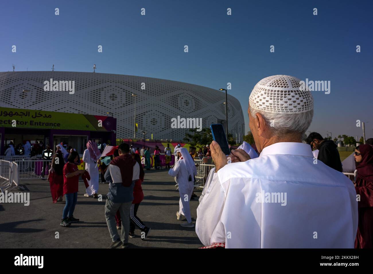 Doha, Qatar. 25th Nov, 2022. Qatari man wearing a ’Thumama’ or a ...