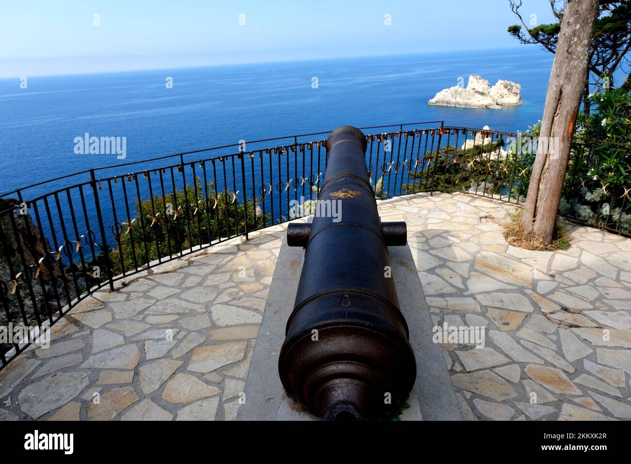 Cannon gun artillery corfu greece kolouri rock odysseus poseidon hi-res ...