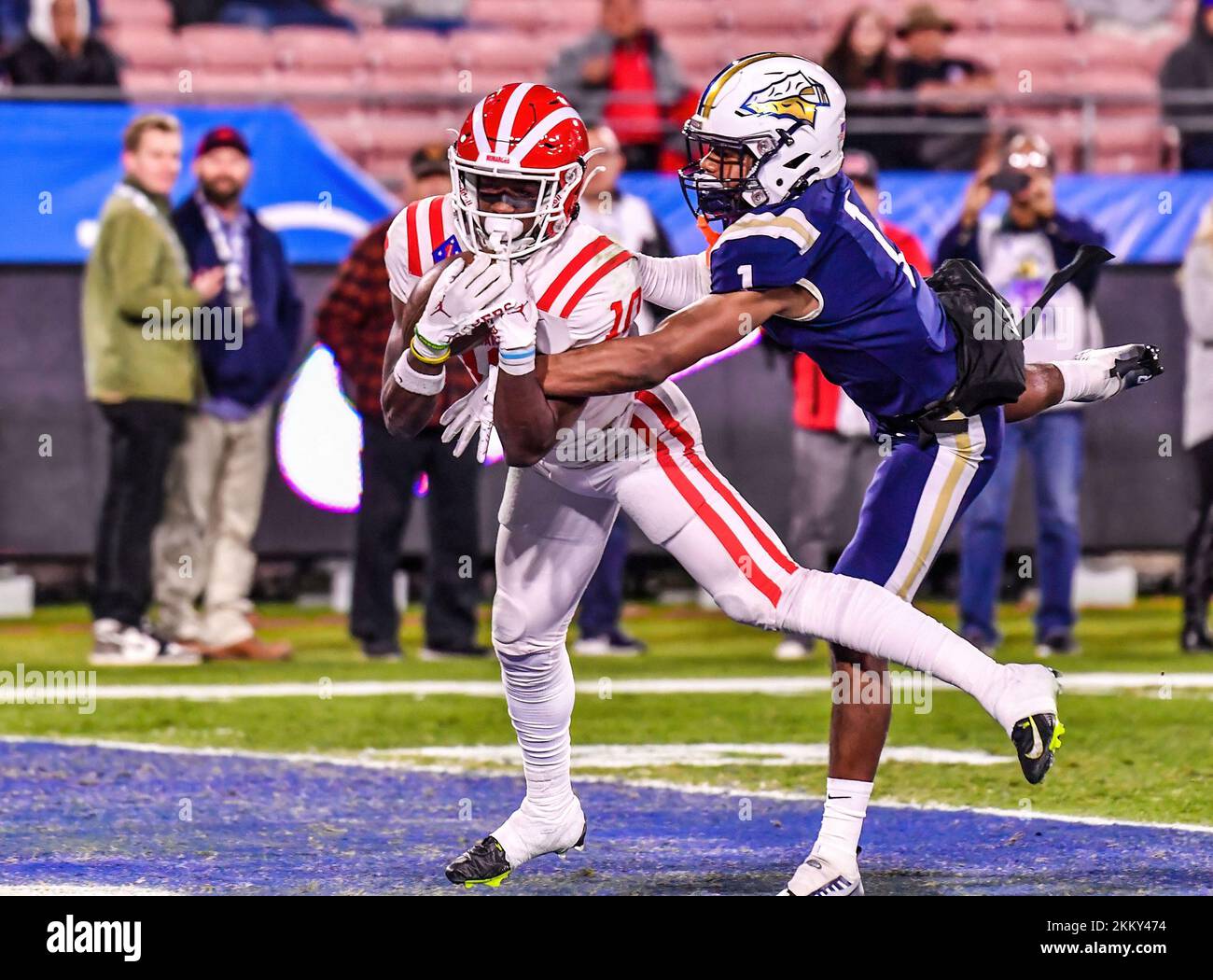 Pasadena, USA. 25th Nov, 2022. November 25, 2022 Pasadena, CA.Mater Dei ...