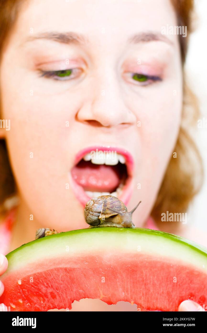 Person eat insects hi-res stock photography and images - Alamy