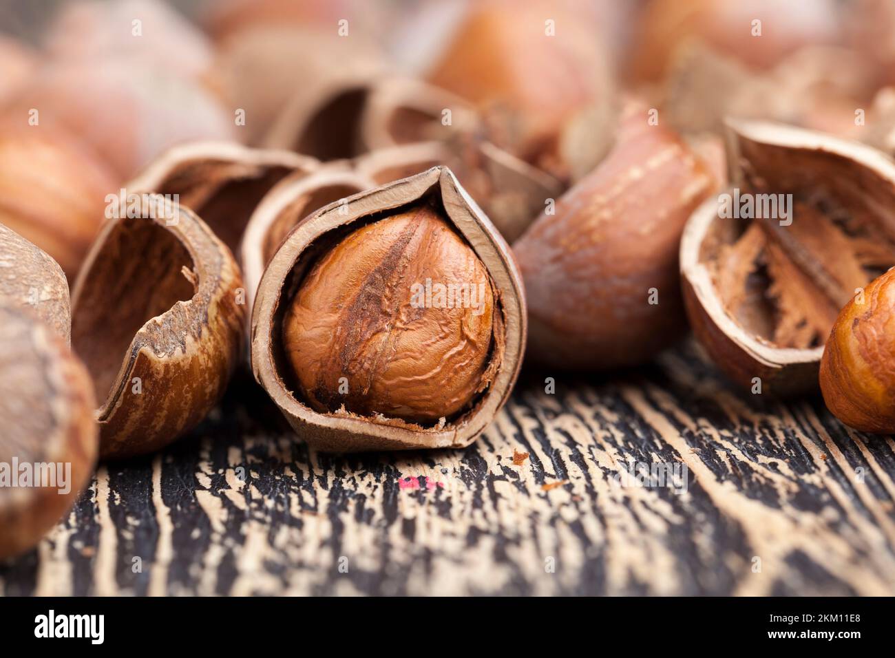 Crunchy preparation hazelnuts hi-res stock photography and images - Alamy