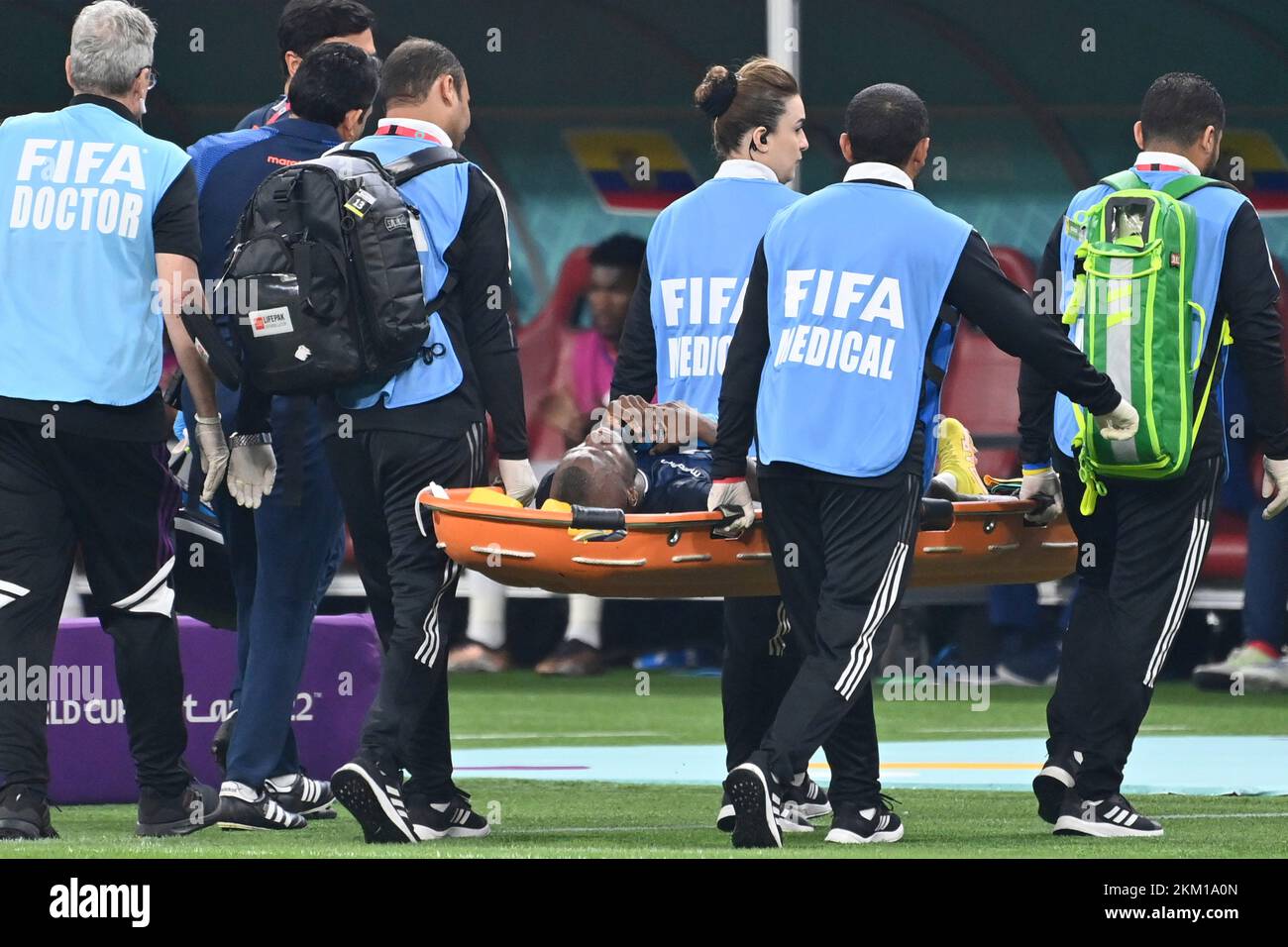 Doha, Katar. 25th Nov, 2022. Enner VALENCIA (ECU) is carried off the ...