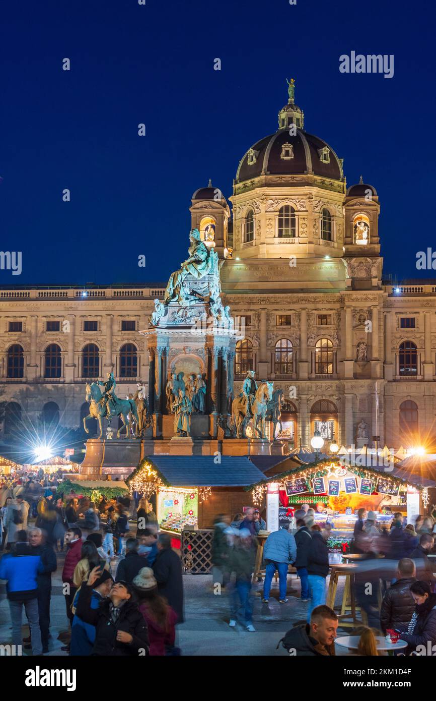 Wien, Vienna: Christmas market Christkindlmarkt Weihnachtsdorf at ...