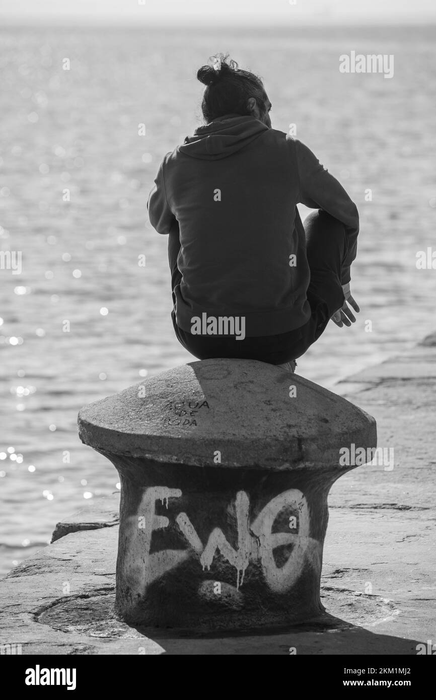 Man talking on the mobile phone Black and White Stock Photos & Images ...