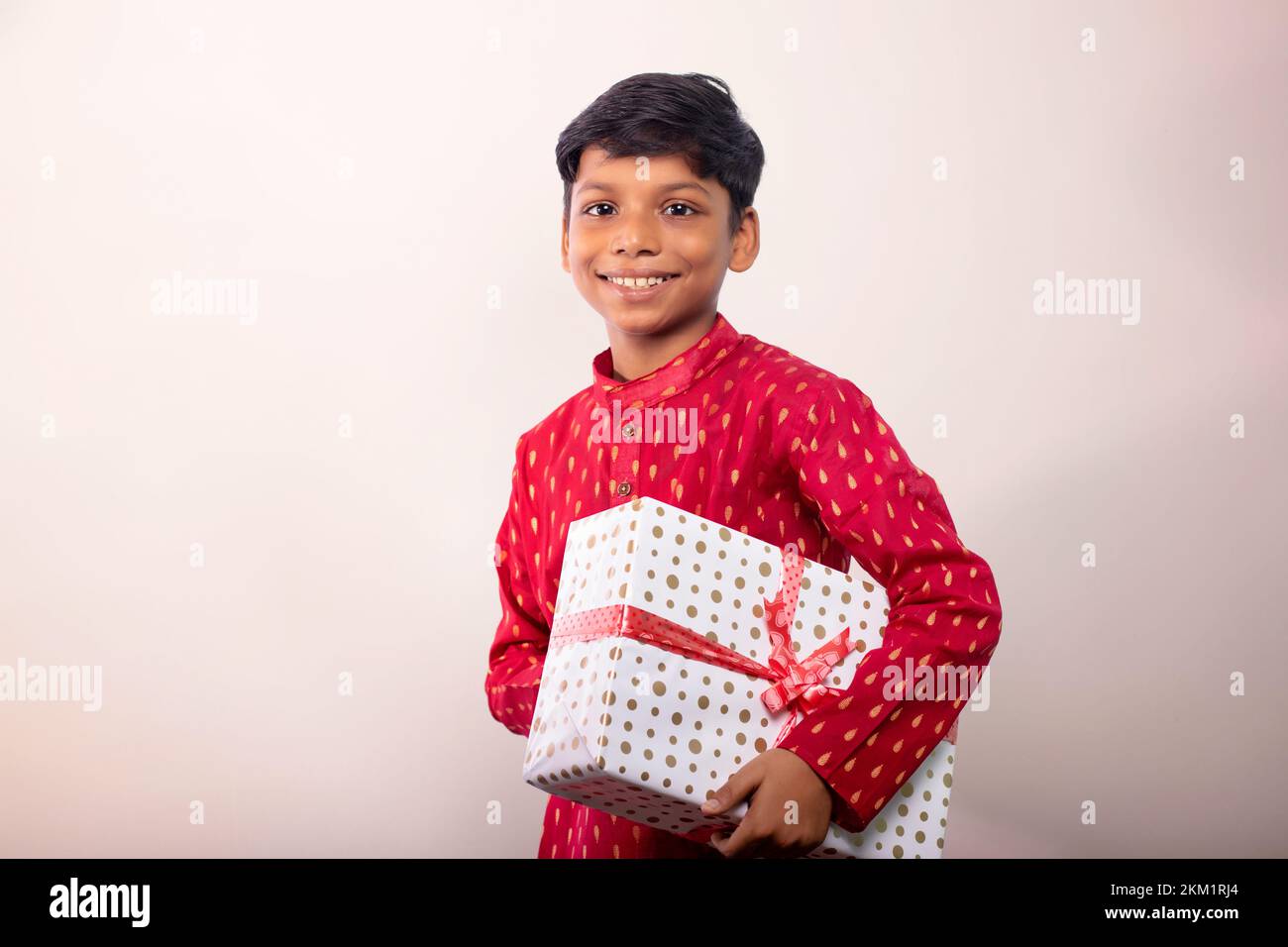 Indian kid boy diwali festival hi-res stock photography and images - Alamy
