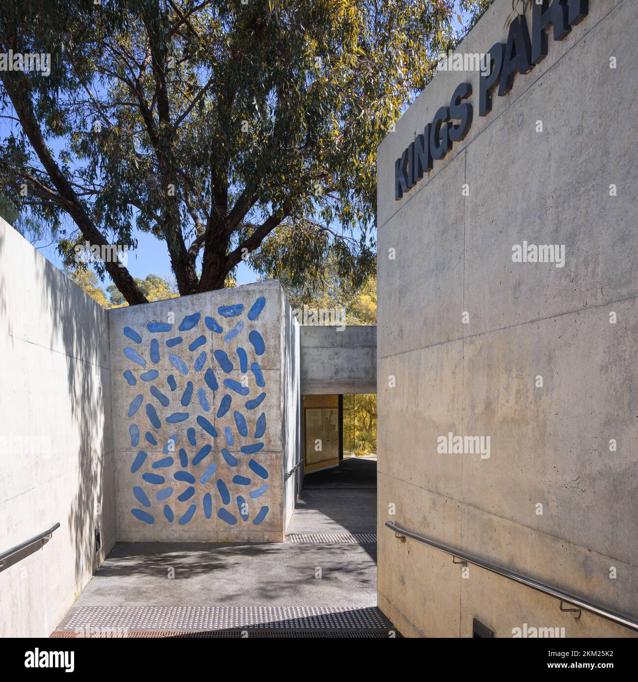 Perth, WA, Australia - Kings Park Education Centre by Donaldson + Warn ...