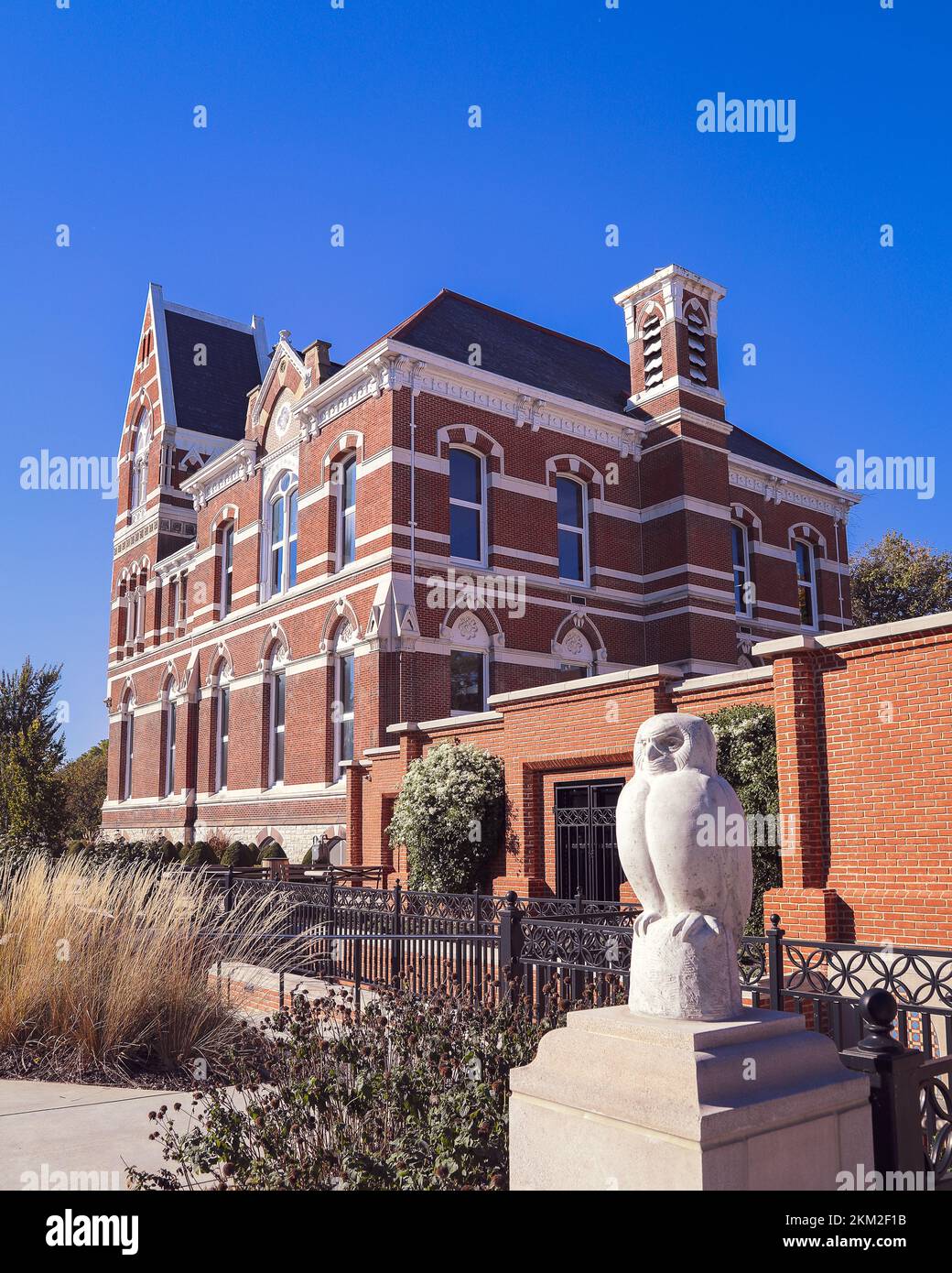 The brown Willard public library in Evansville Stock Photo - Alamy