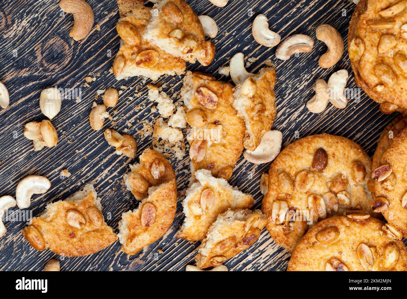 oatmeal cookies with the addition of dried fruits and various types of ...