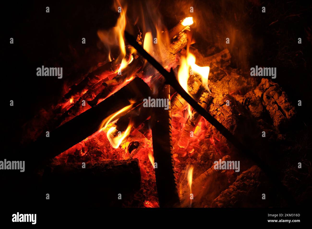 Flying bonfire embers hi-res stock photography and images - Alamy
