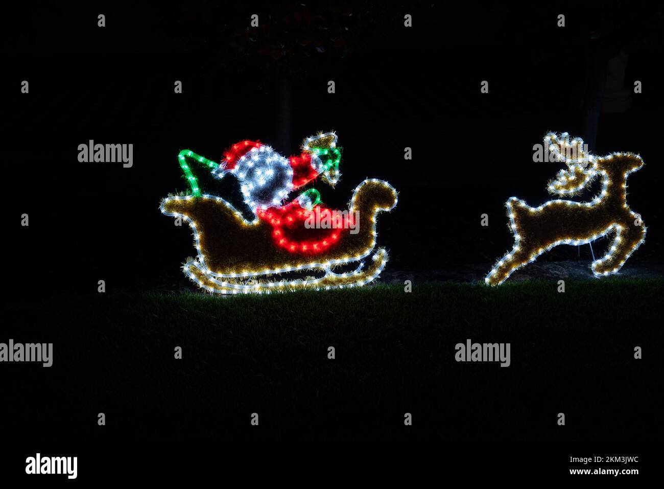 Adelaide, Australia. 26 November 2022. A Santa Claus on a sleigh and ...