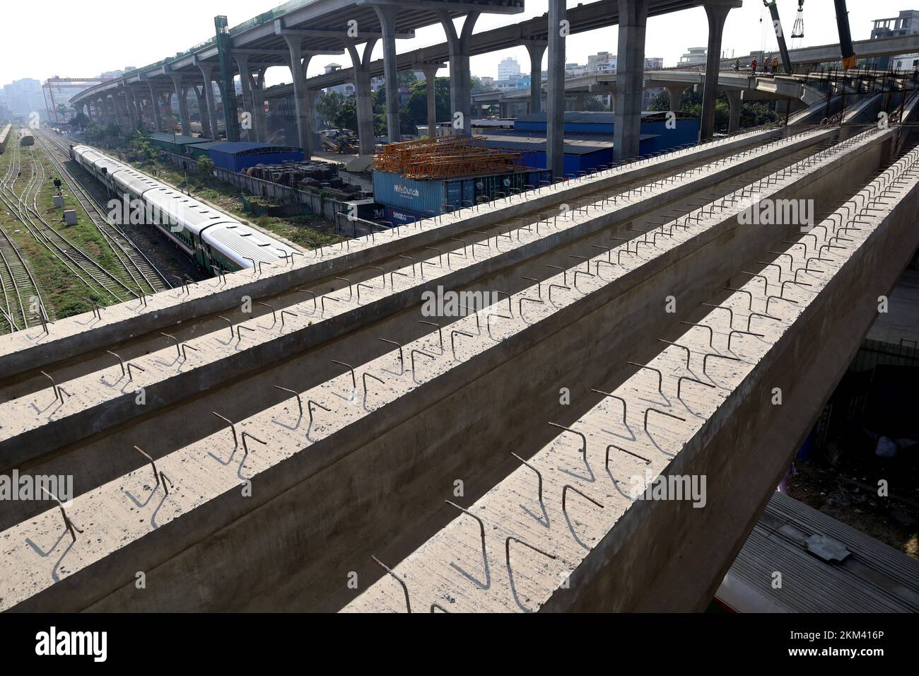Dhaka, Bangladesh. 26th Nov, 2022. Dhaka Elevated Expressway from Dhaka ...