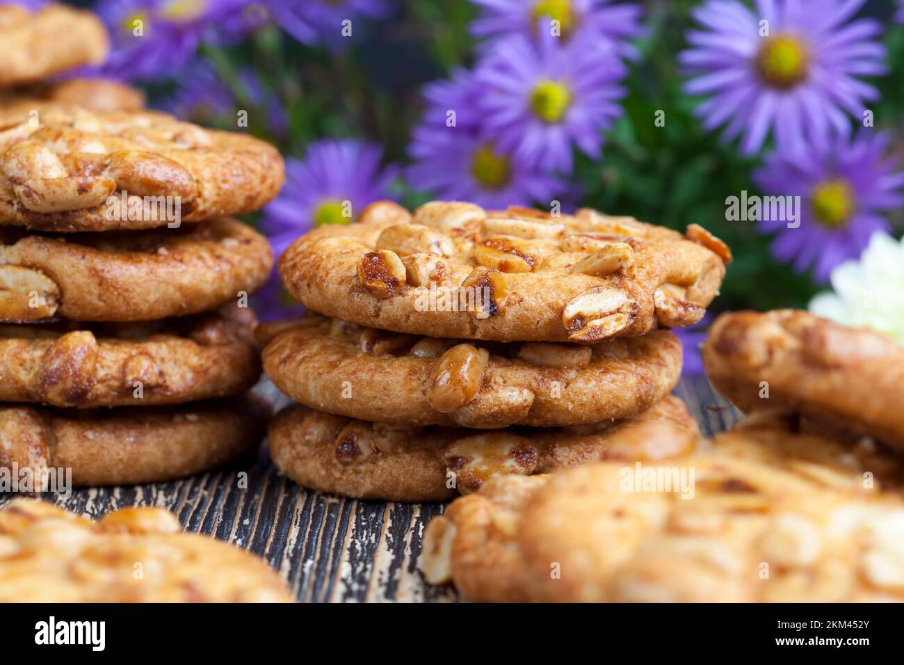 oatmeal cookies with the addition of dried fruits and various types of ...