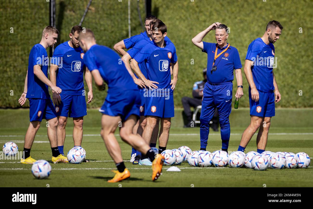 Qatar. 26th Nov, 2022. DOHA - Kenneth Taylor of Holland, Vincent ...