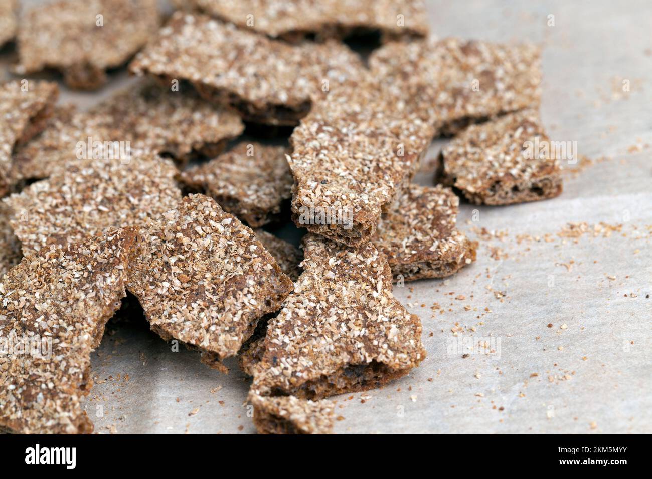 crispy rye bread, healthy foods made from rye flour, thin and crispy ...