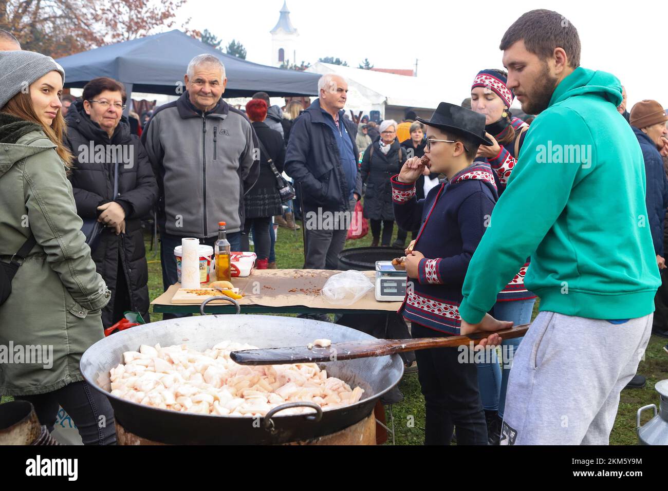Cracklings winter fair hi-res stock photography and images - Alamy