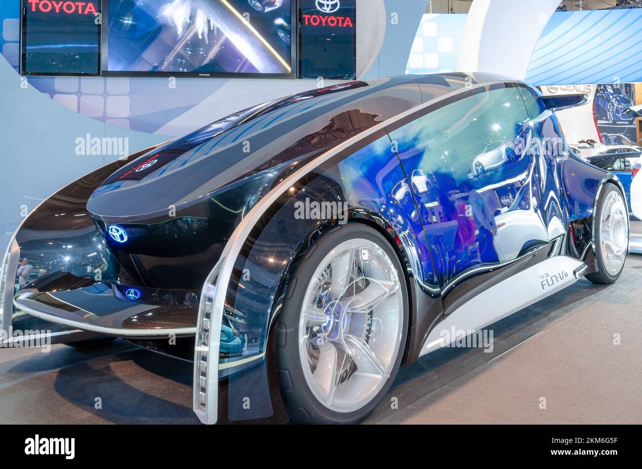 Toyota Fun VII concept car Stock Photo - Alamy