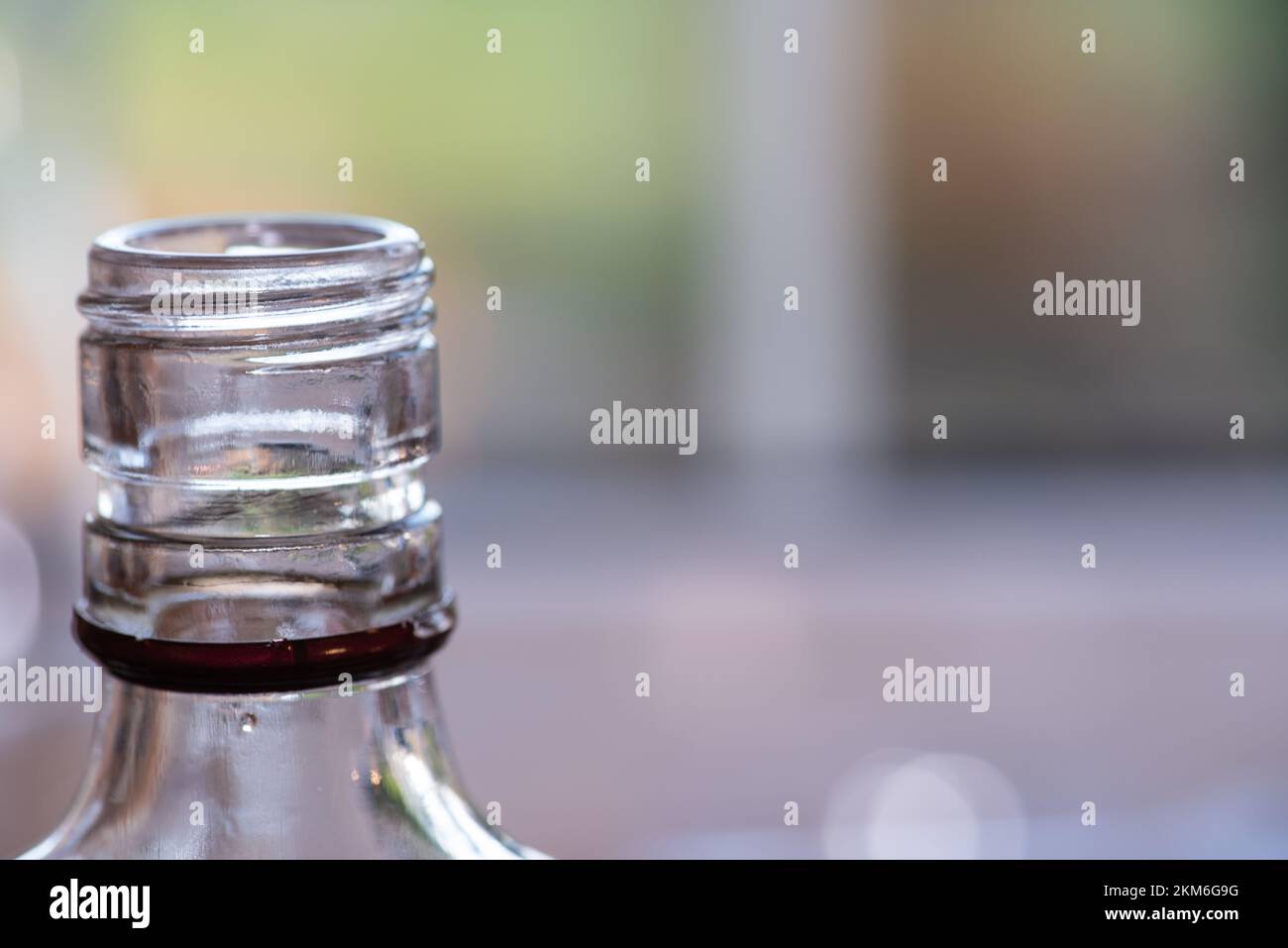 Open Glass Bottle top UK Stock Photo - Alamy