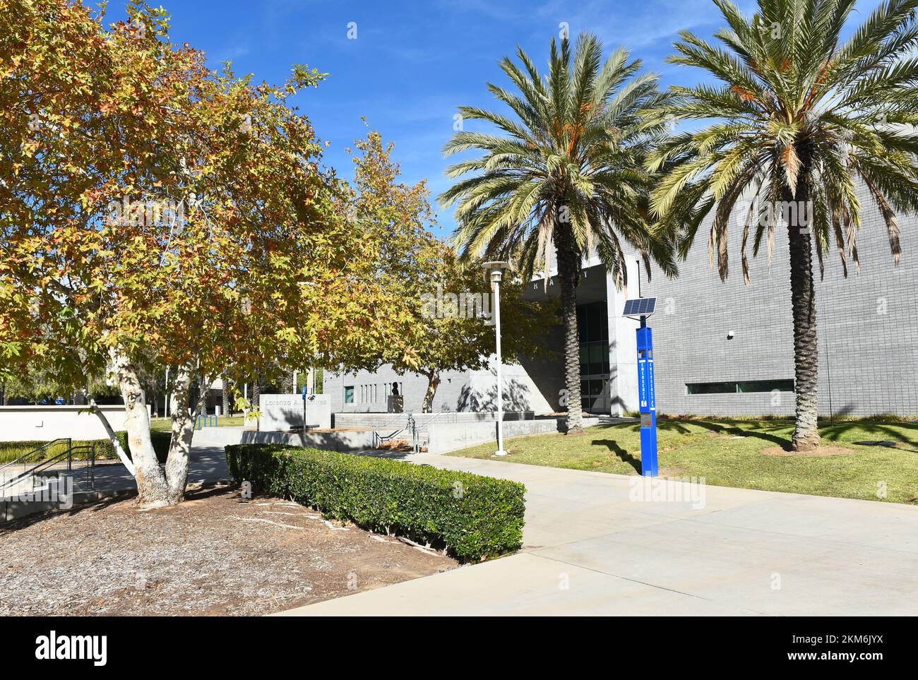 ORANGE, CALIFORNIA - 25 NOV 2022: The Lorenzo A. Ramirez Library on the ...