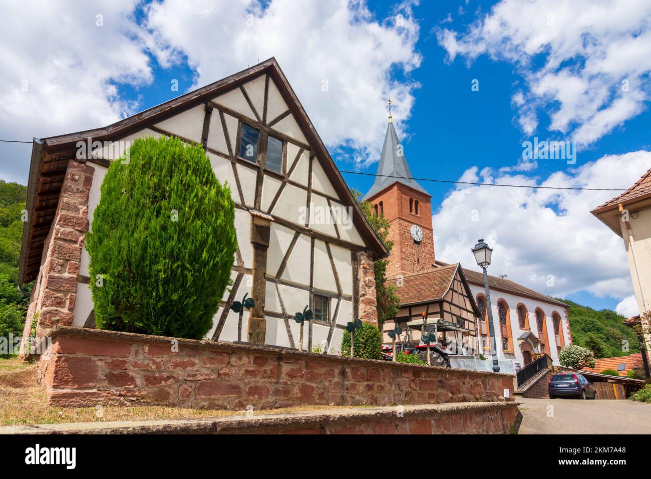 Ernolsheim-lès-Saverne: Simultaneous Church of St. Michael in Alsace ...