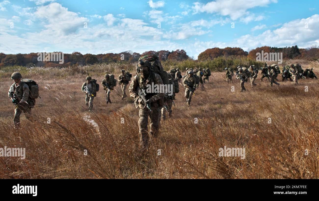 Shinto, Japan. 26th Nov, 2022. Soldiers of British Army 's 1st Royal ...
