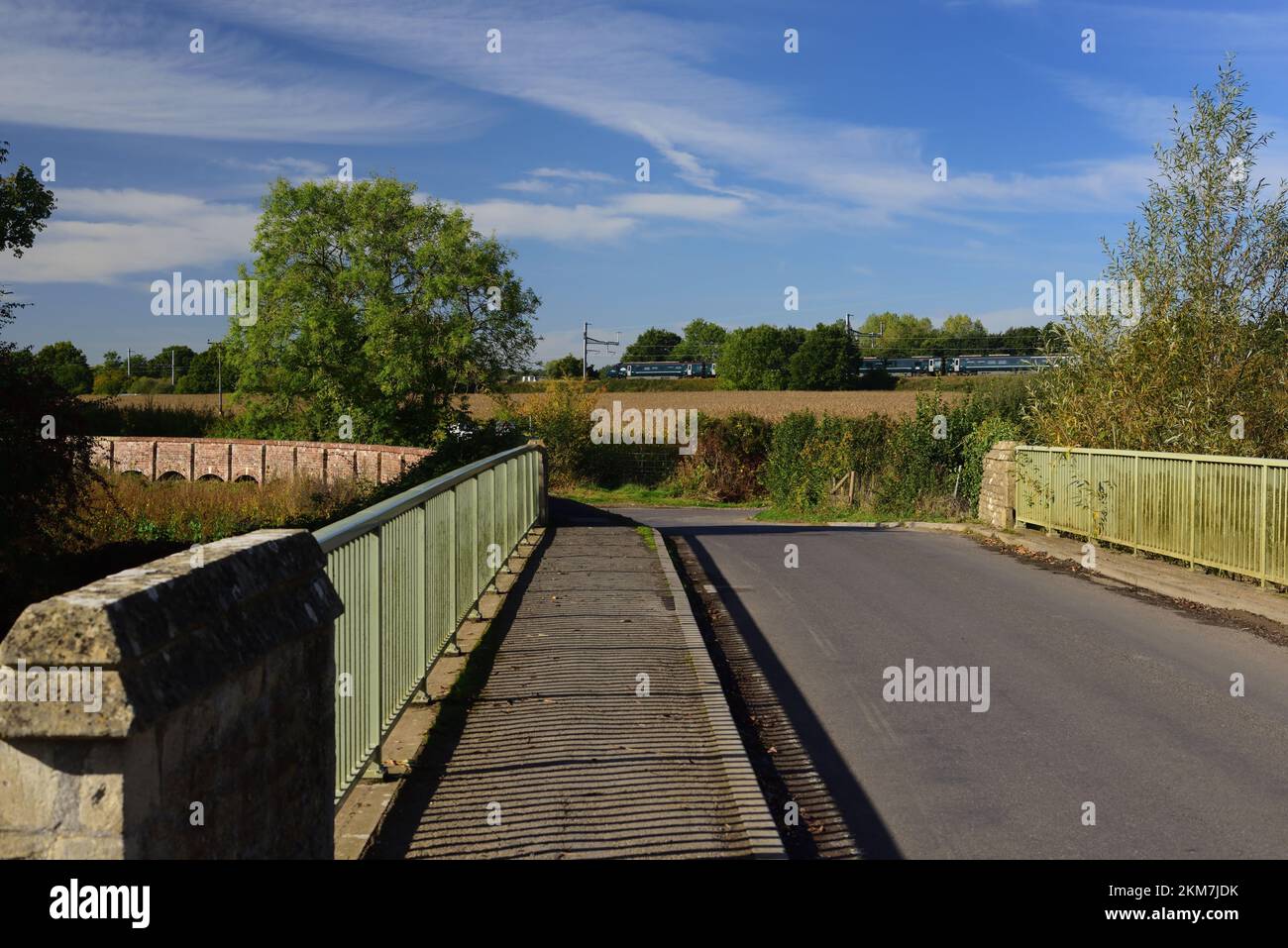 Road bridge over the river Avon at Kellaways, part of Maud Heath's ...
