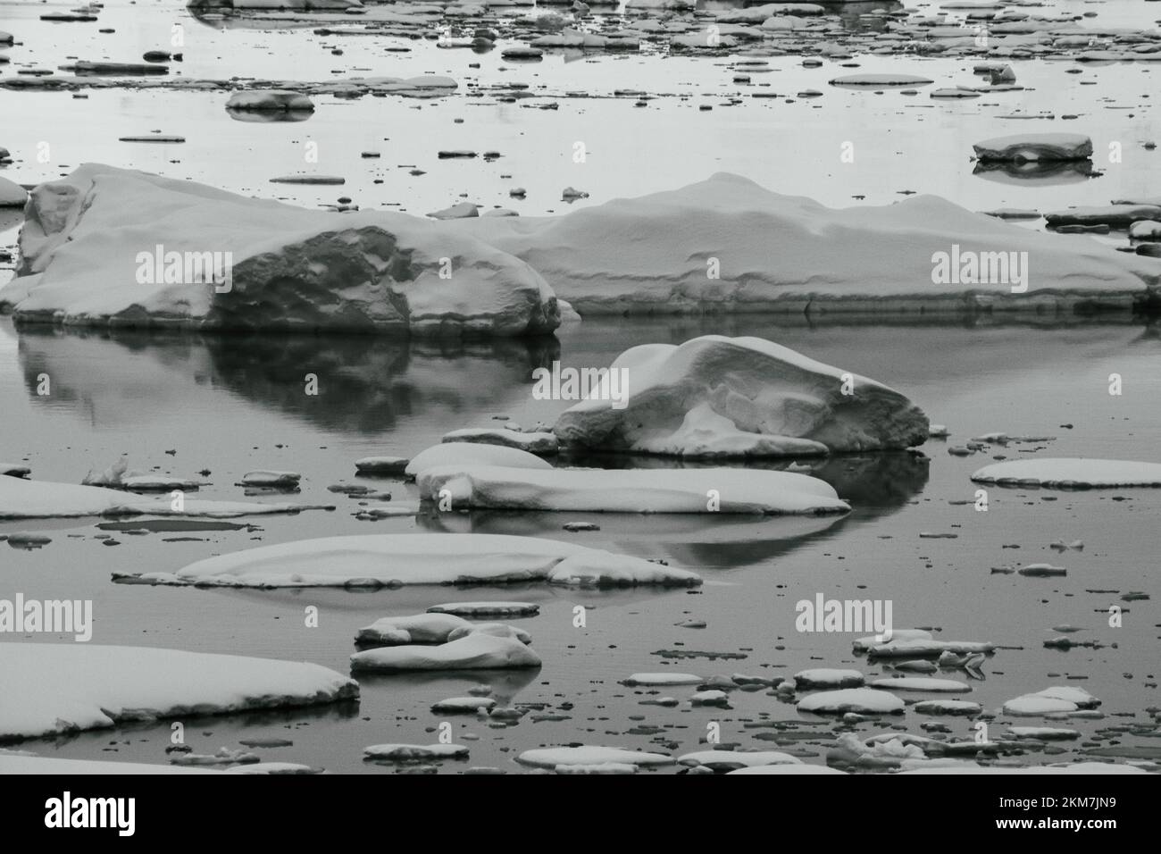 The Ice feild's and icebergs flowing in the Antarcatica Ocean. With ...