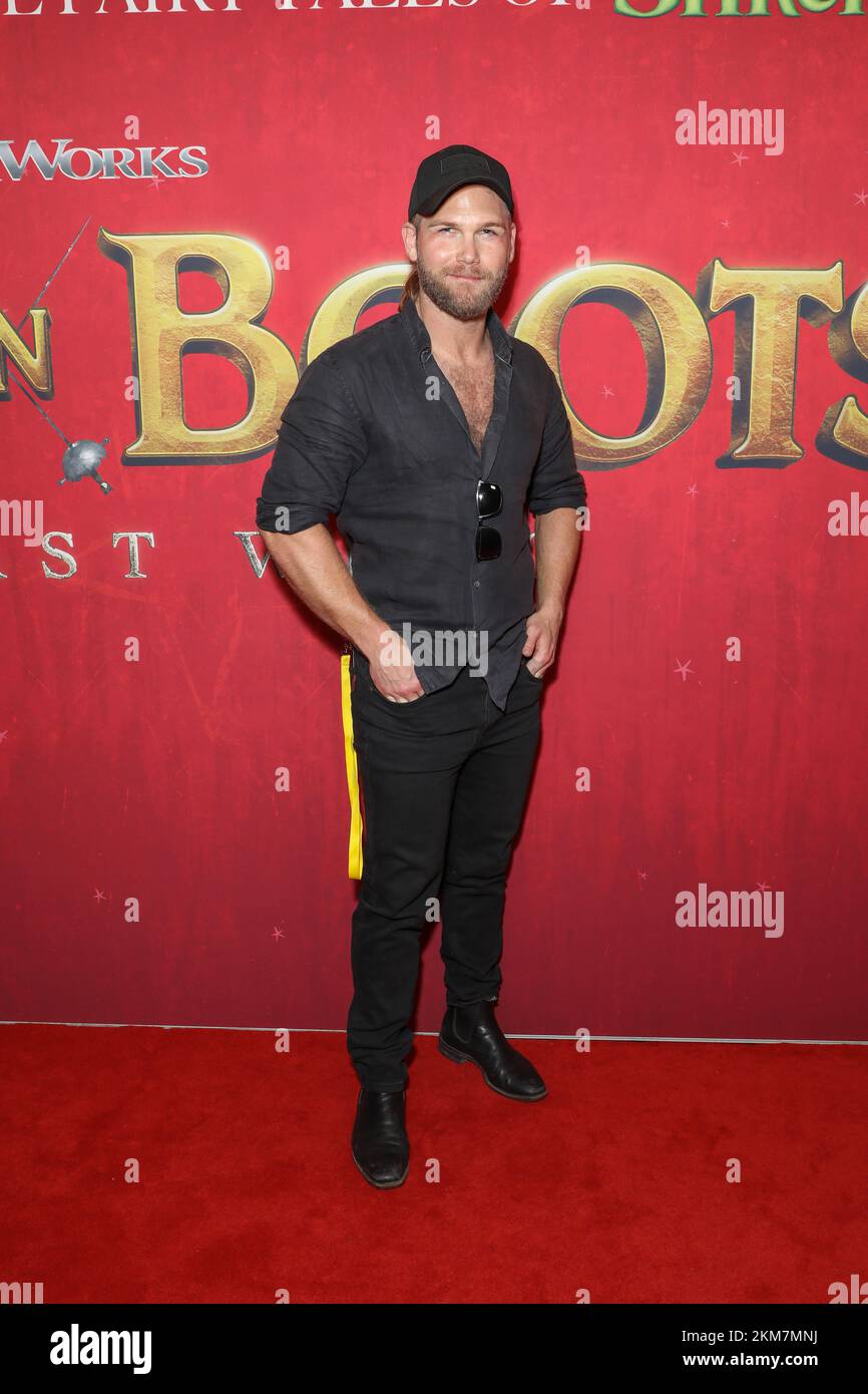November 26, 2022: ANDREW LUTOMSKI attending the Sydney Premiere of ...