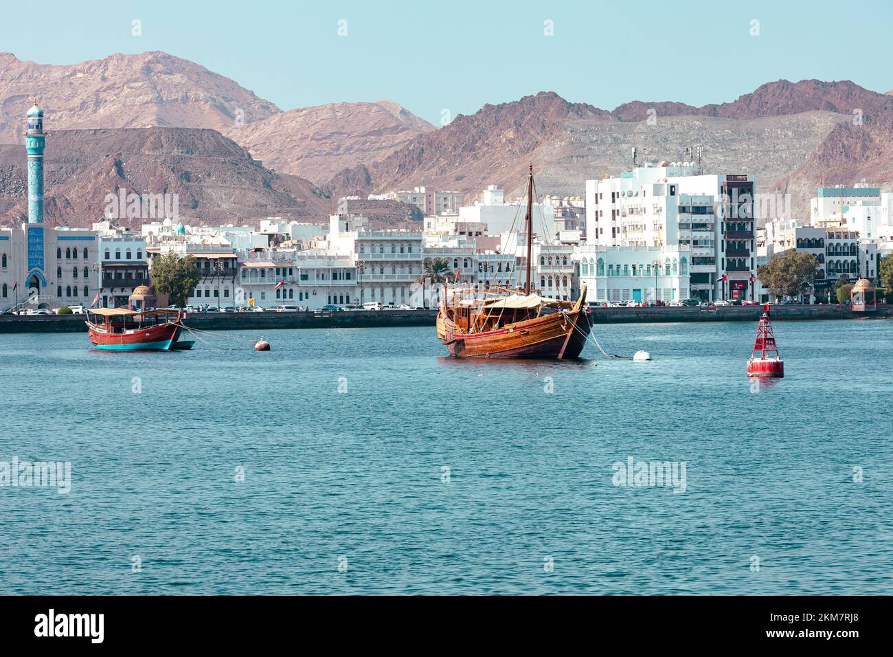 Traditional Omani architecture. Old Town of Muscat along Mutrah ...