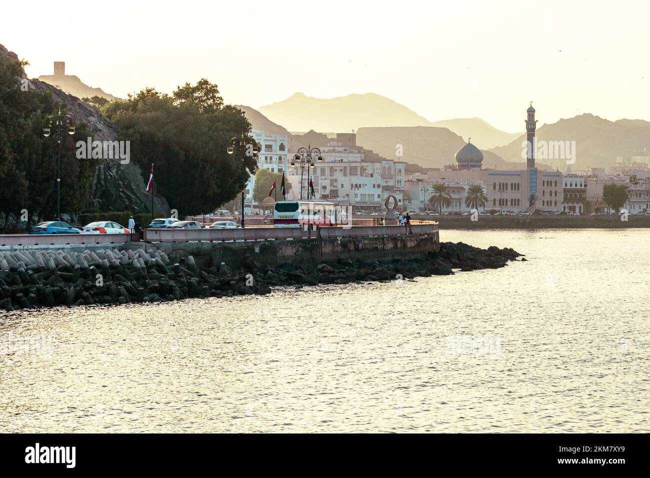 Traditional Omani architecture. Old Town of Muscat along Mutrah ...