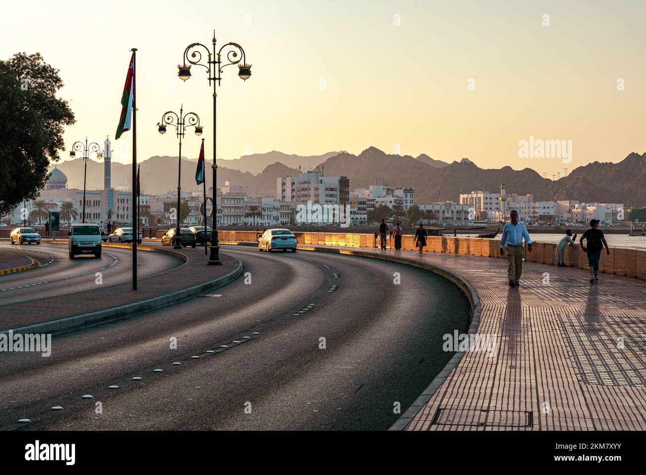 Traditional Omani architecture. Old Town of Muscat along Mutrah ...