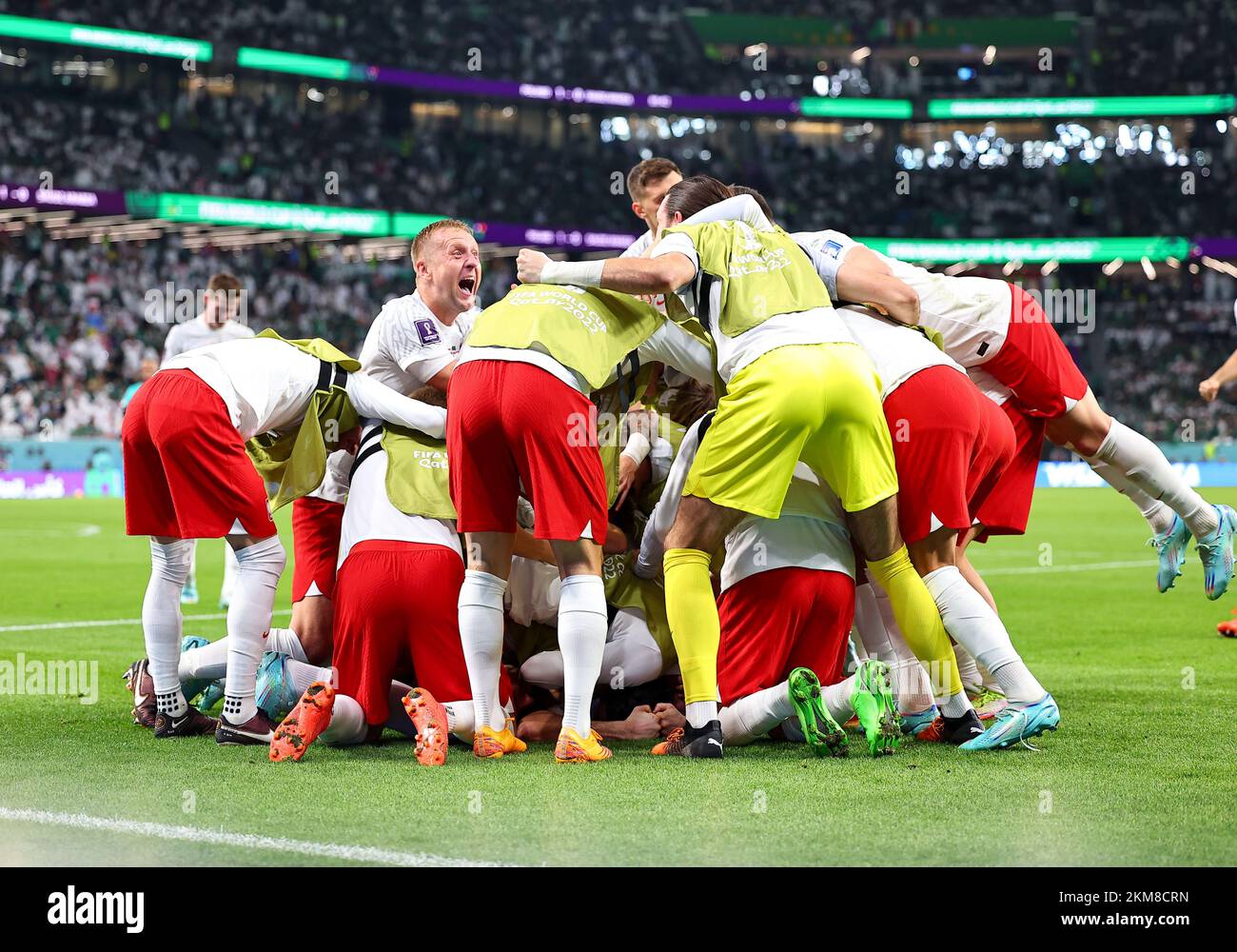 Robert lewandowski celebrate hi-res stock photography and images - Alamy