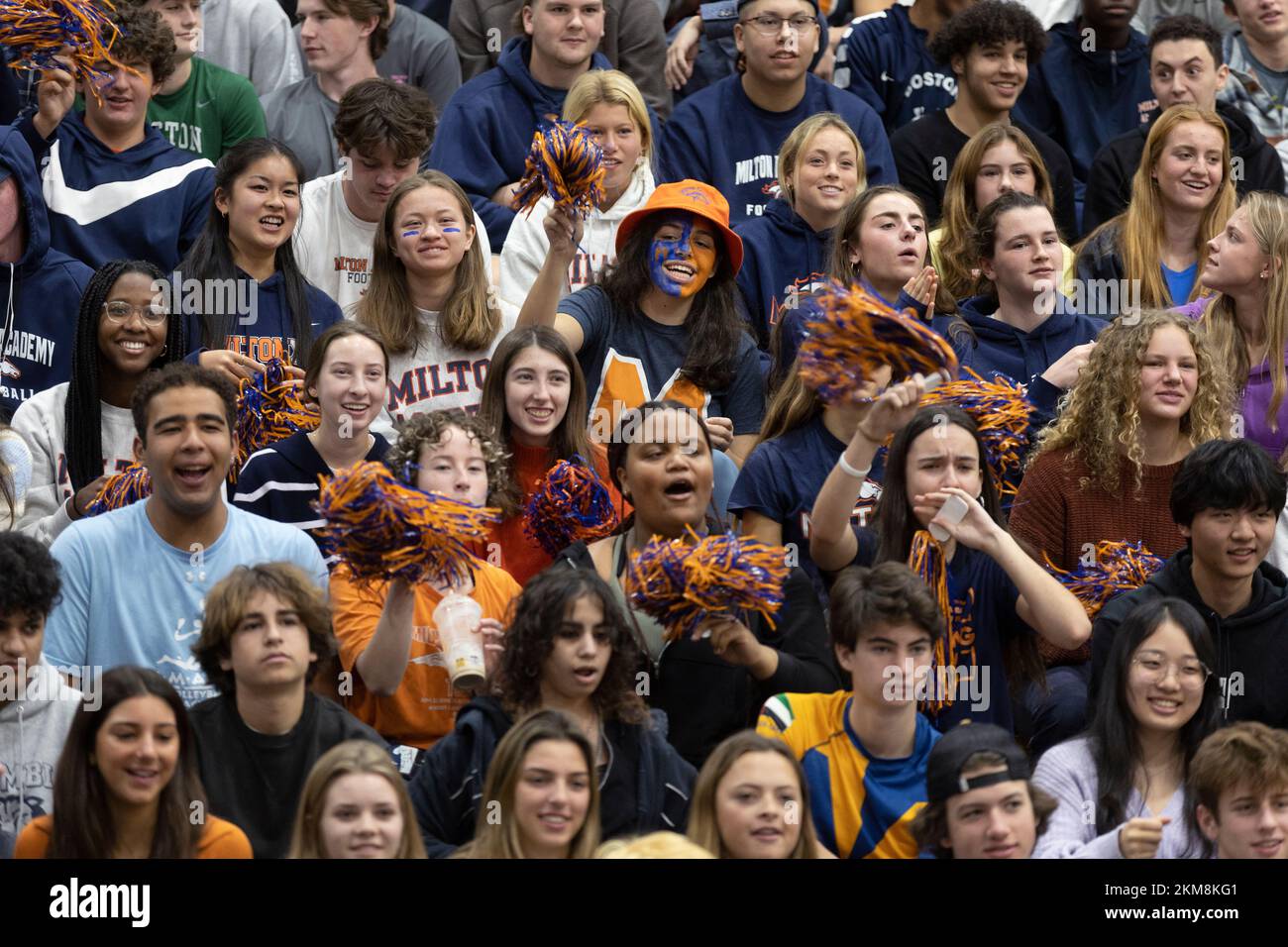 Pep rally high school hi-res stock photography and images - Alamy
