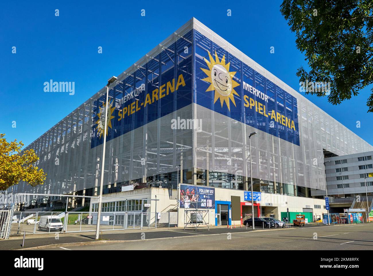 Visiting Spiel Arena - the official playground of FC Fortuna Dusseldorf ...