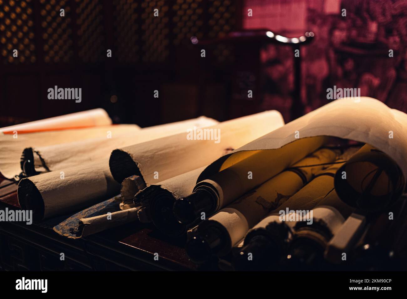 Scrolls papyrus hi-res stock photography and images - Alamy