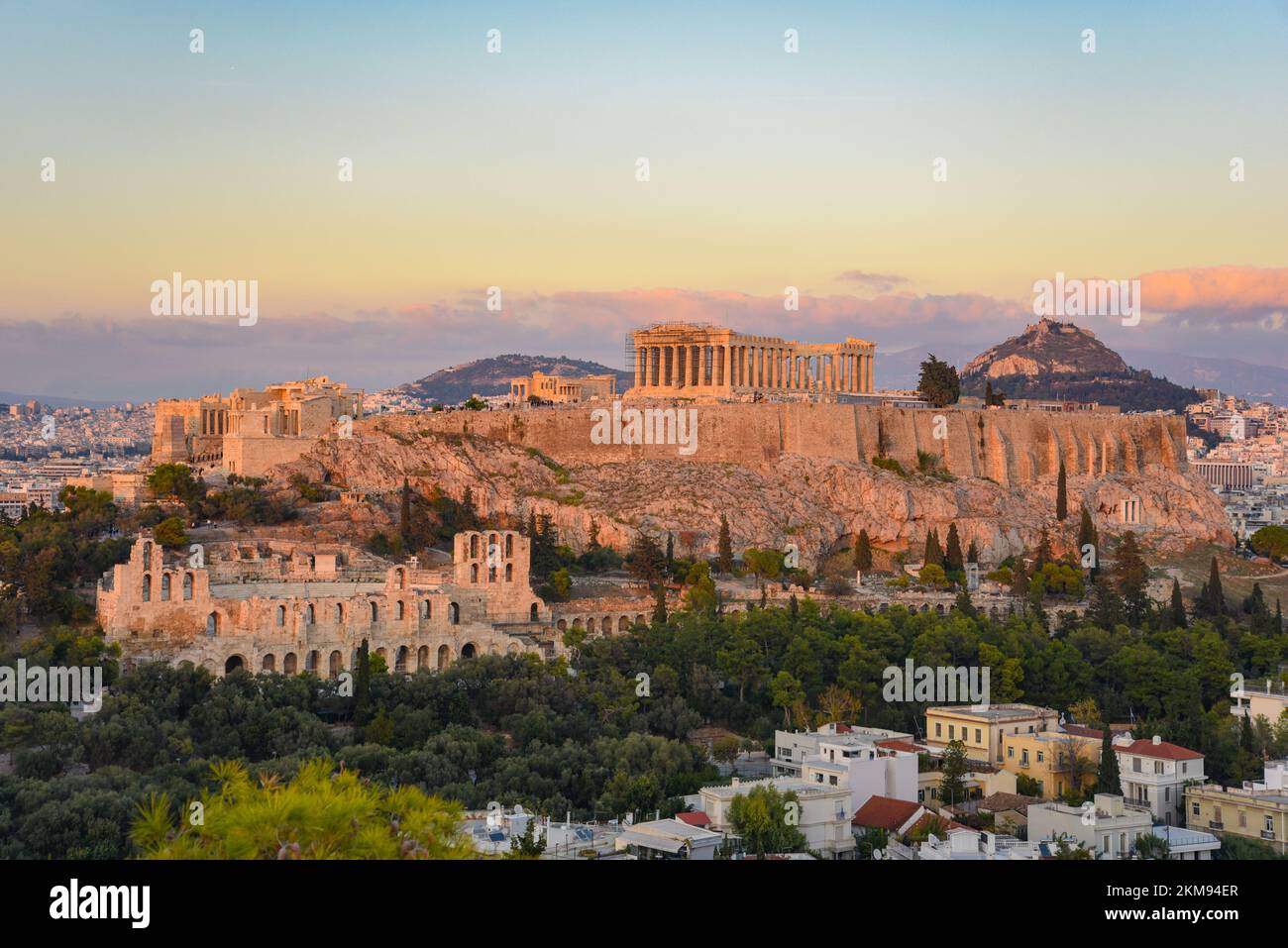 Amazing view of the Acropolis of Athens, Greece at dusk. Stunning ...