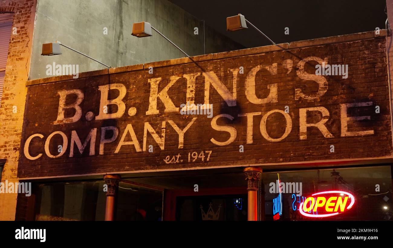 B B Kings Company Store at Beale Street in Memphis - the home of Blues ...
