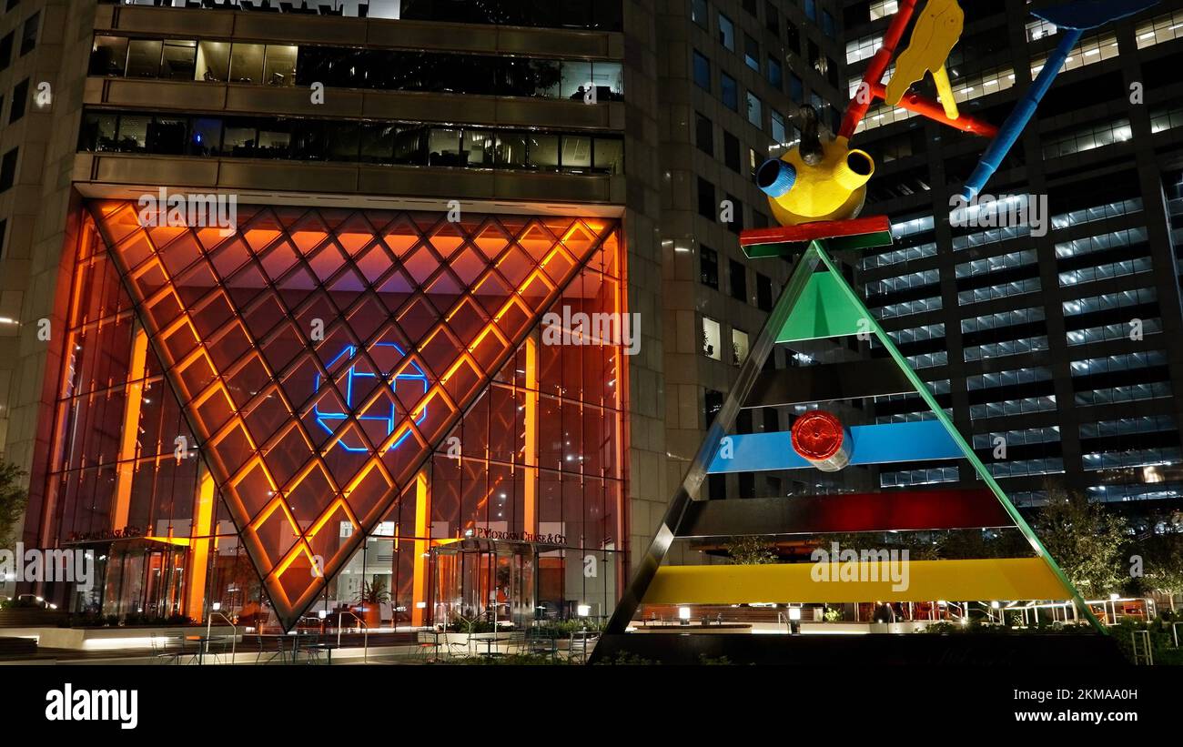 JP Morgan Chase Tower in Houston - HOUSTON, UNITED STATES - NOVEMBER 02 ...