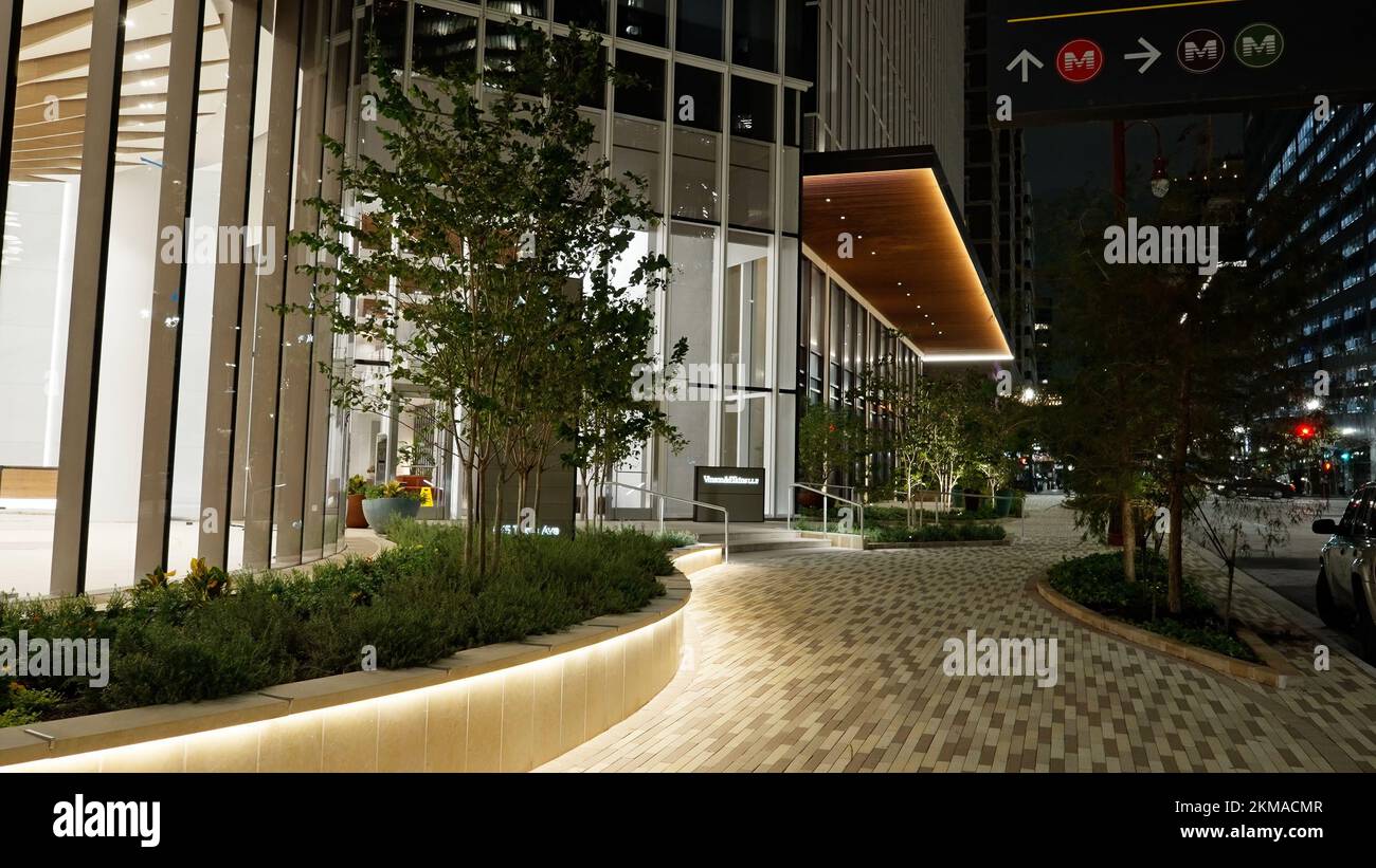 Famous Texas Tower in the city of Houston - HOUSTON, UNITED STATES ...