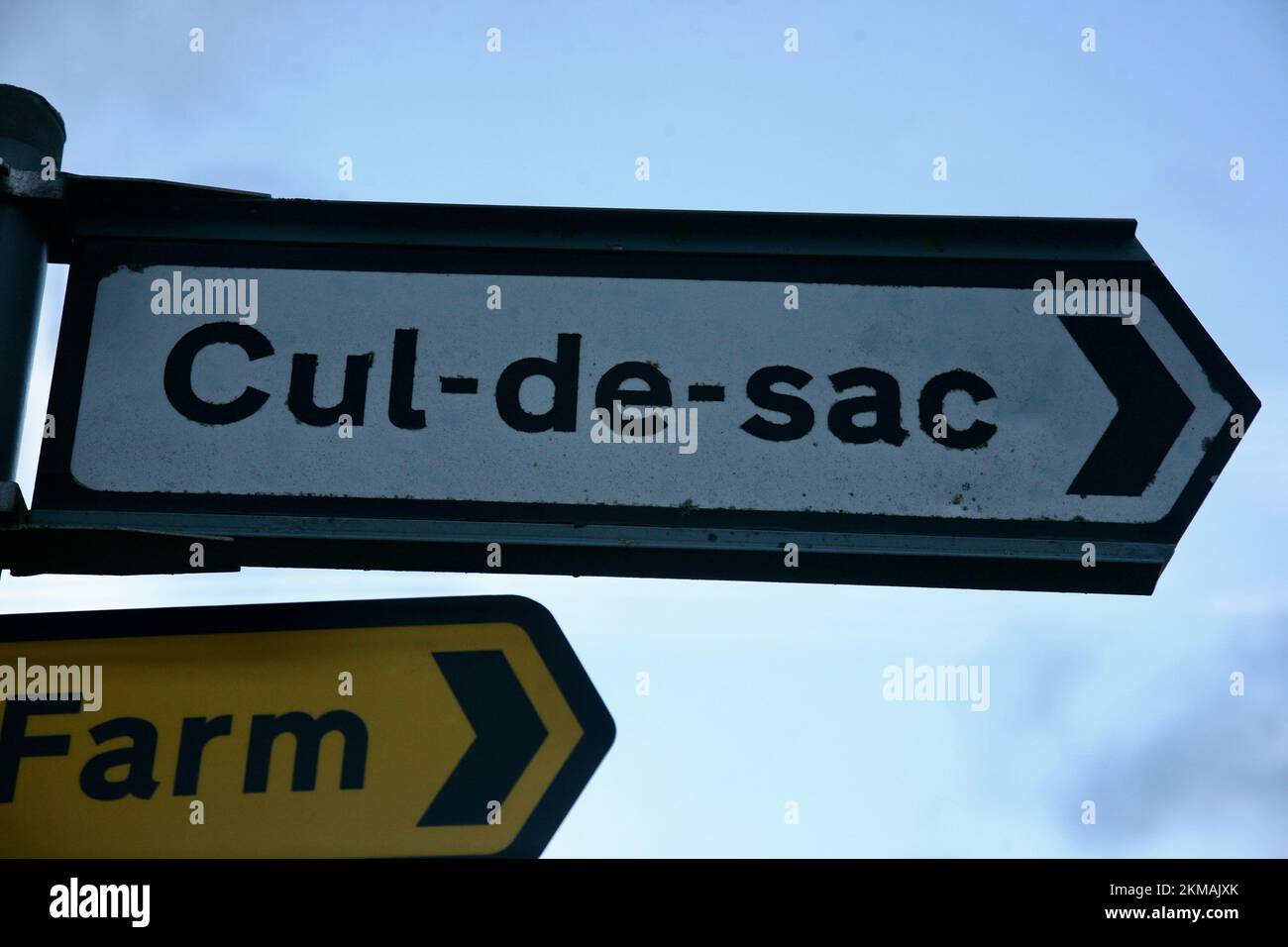 Cul de sac sign hi-res stock photography and images - Alamy