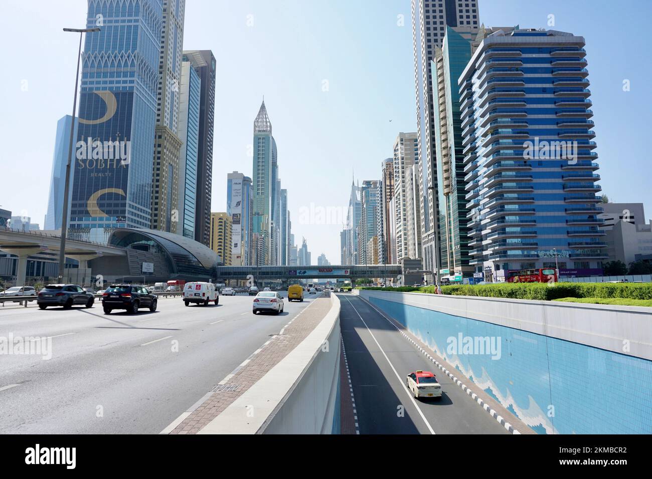 Street view of Dubai, UAE Stock Photo - Alamy
