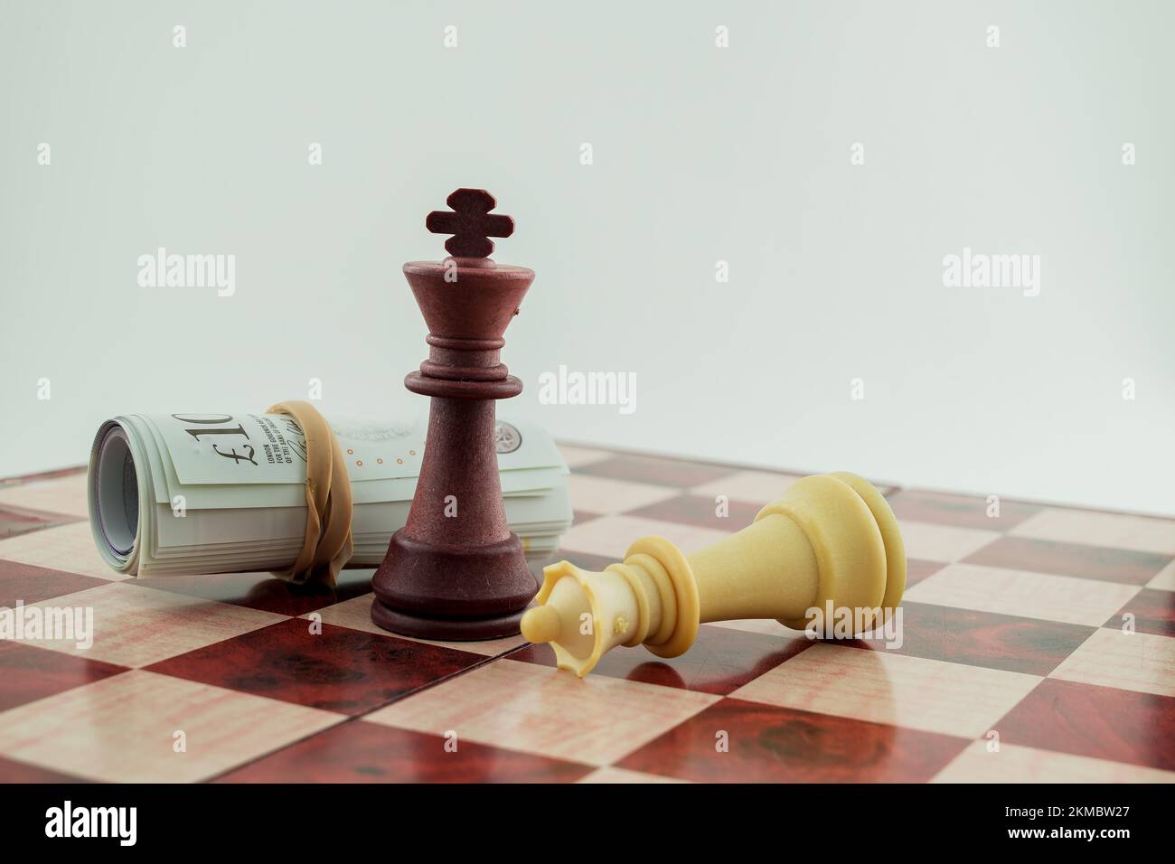 Figures of chess chessboard on white background Stock Photo - Alamy